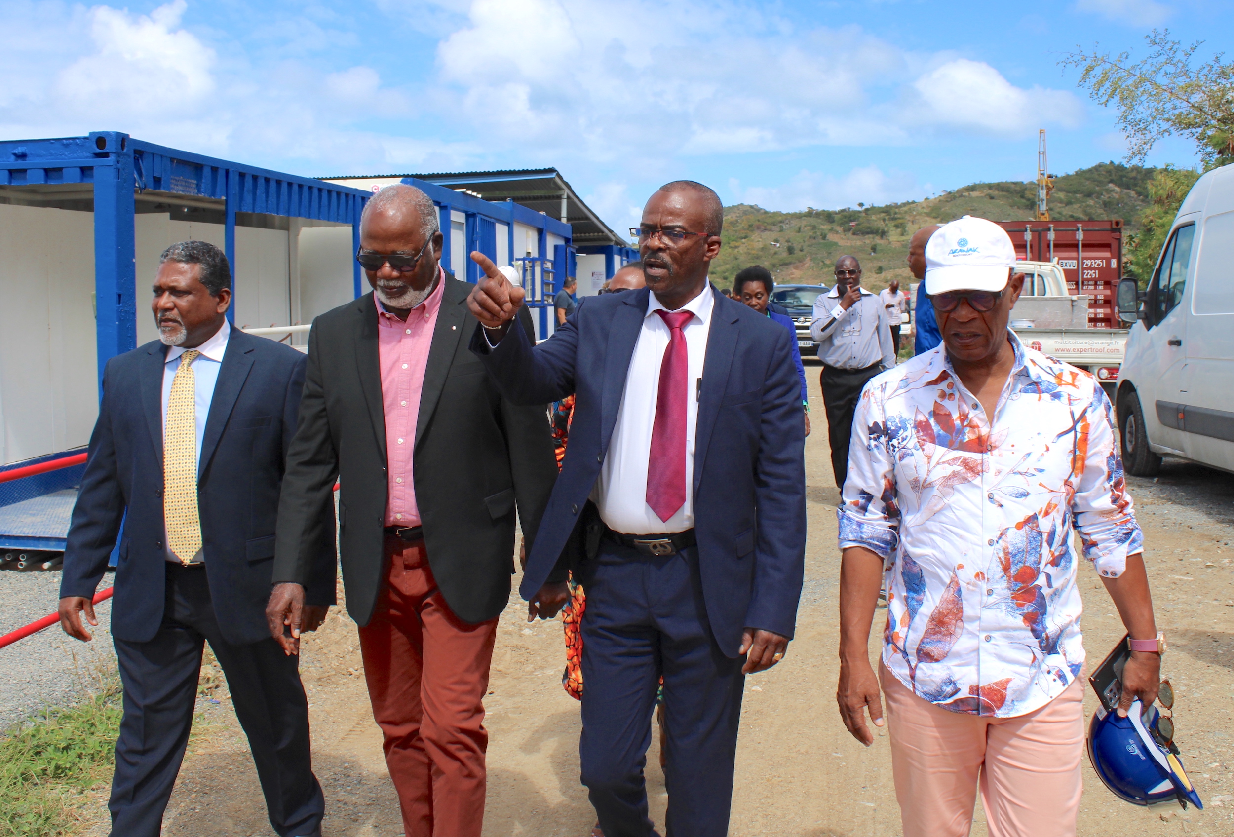 Ary CHALUS visite nos chantiers à Saint-Martin - SEMSAMAR